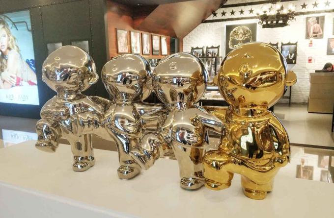 Handicraft Metal Art Indoor Modern Sculptures Abstract For Home Decor